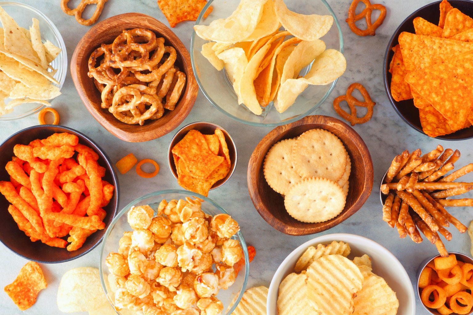 The 7 Snack Foods That Grocery Stores Pull From Shelves Without Announcing